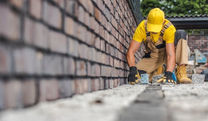 How to Lay A Brick Patio - Everything You Need to Know