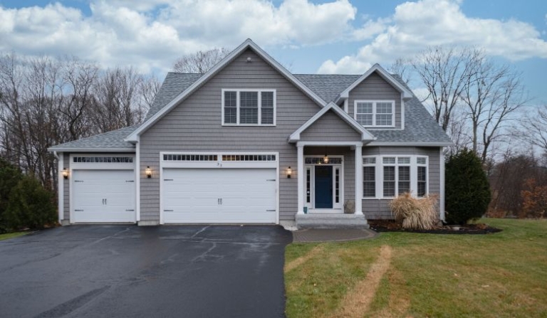 Asphalt Driveway Maintenance - 7 Tips for Extending Lifespan