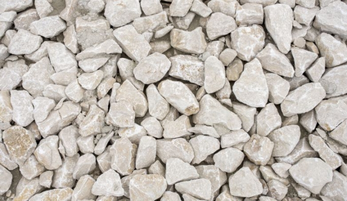 Limestone Driveway – Pros, Cons and Installation Guide