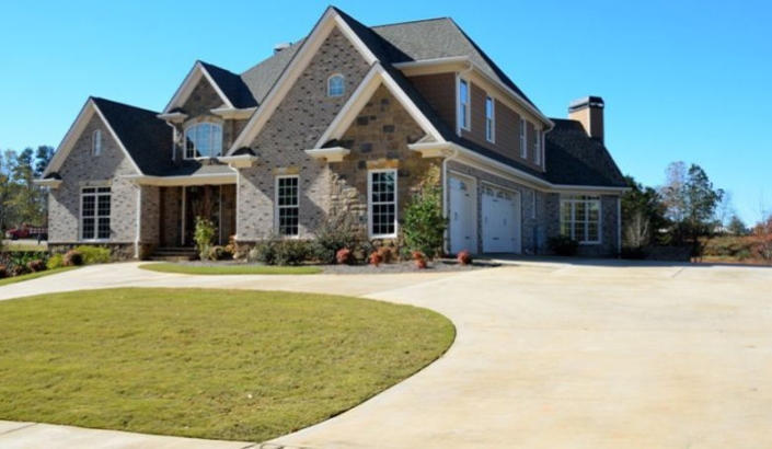 Driveway Shapes - Unleash Curb Appeal with 11 Design Ideas