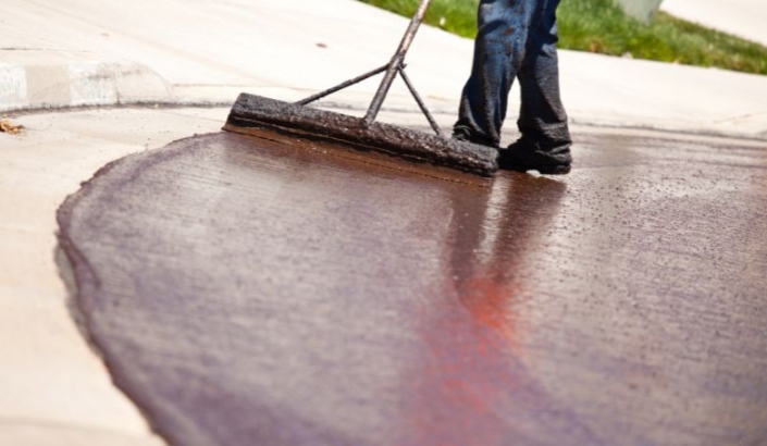 Parking Lot Sealcoating - Guide to Protection & Maintenance